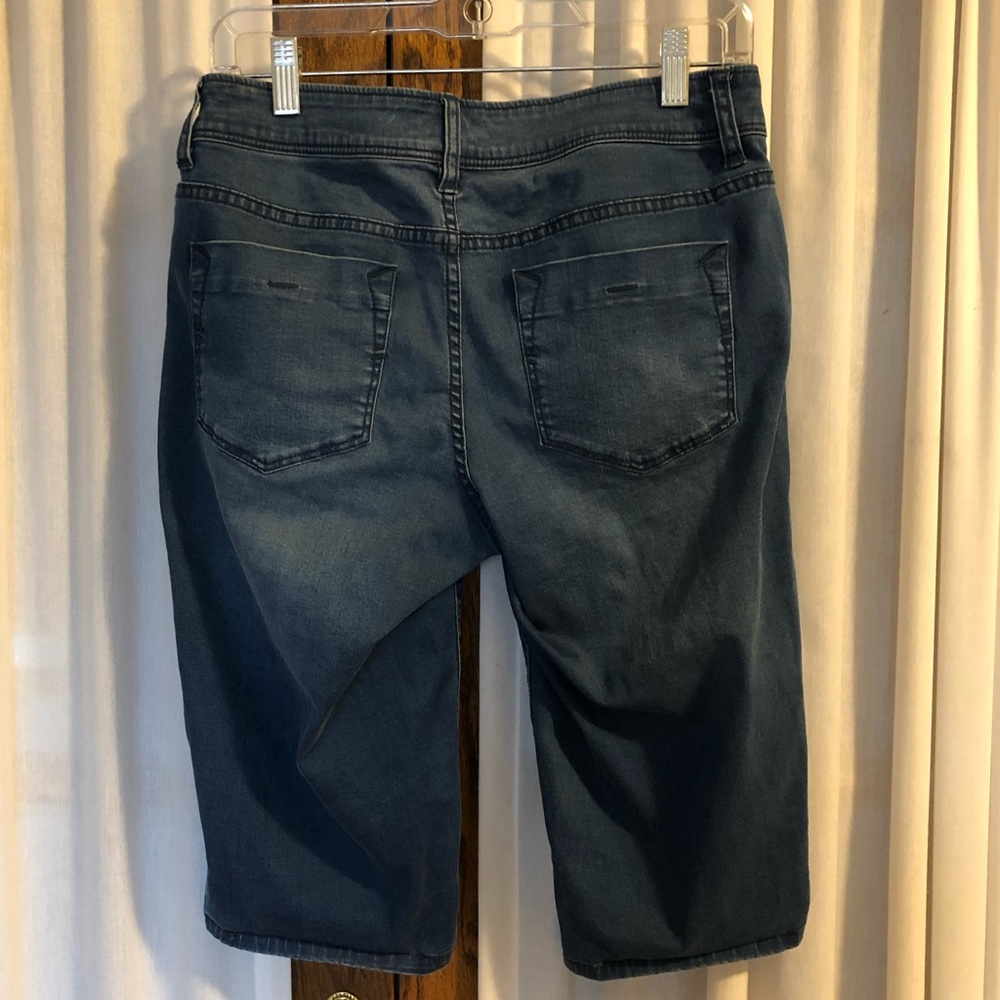 Tommy Bahama Med Wash Clam Digger Shorts - Gem